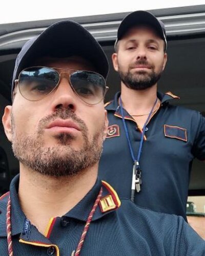 Dating a Cop: Pros & Cons, Things to Know in 2024 — Datingology